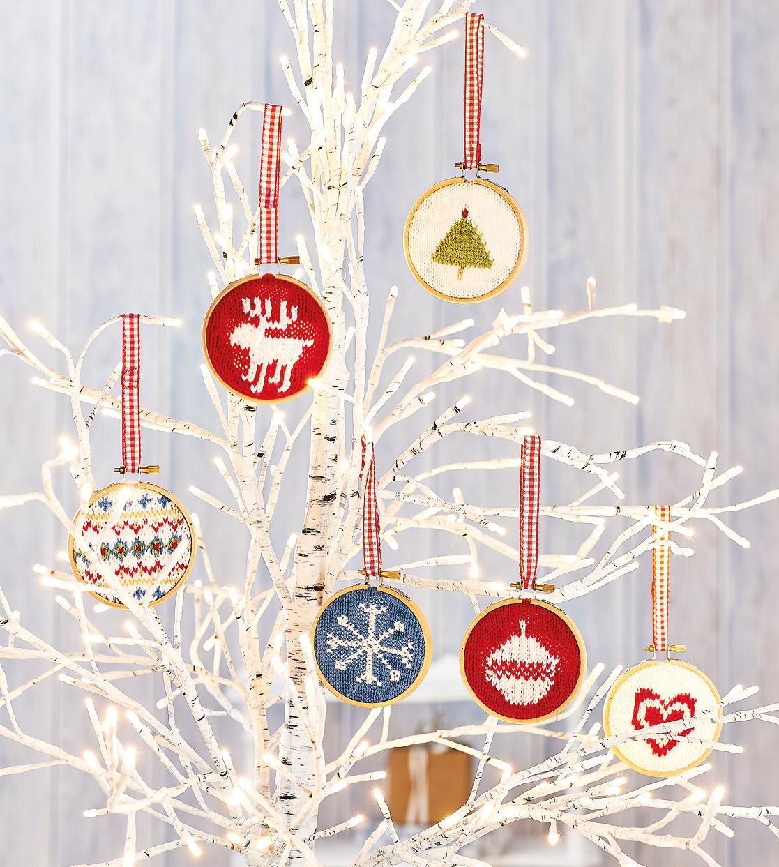 Hoop Christmas Tree Decorations | Knitting Patterns | Let's Knit Magazine