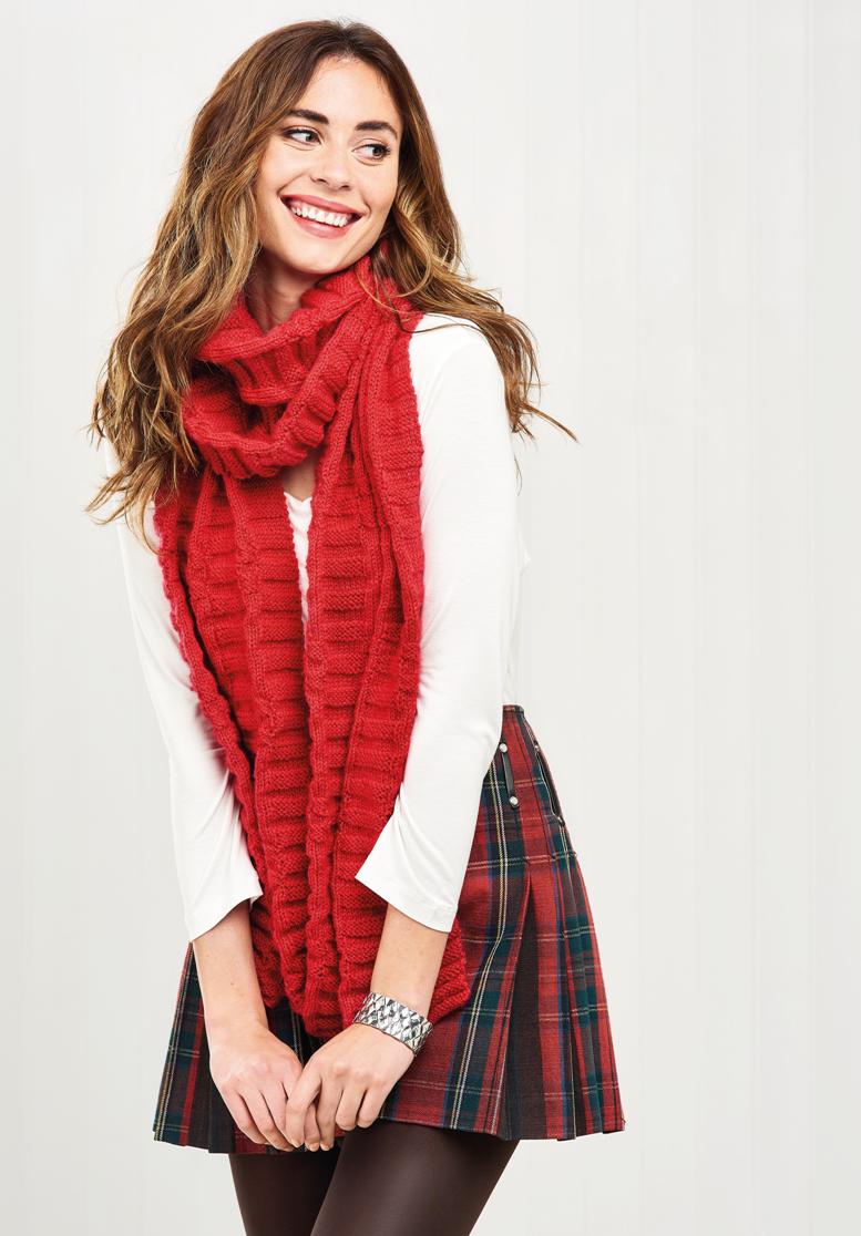 Easy Rib Scarf | Knitting Patterns | Let's Knit Magazine