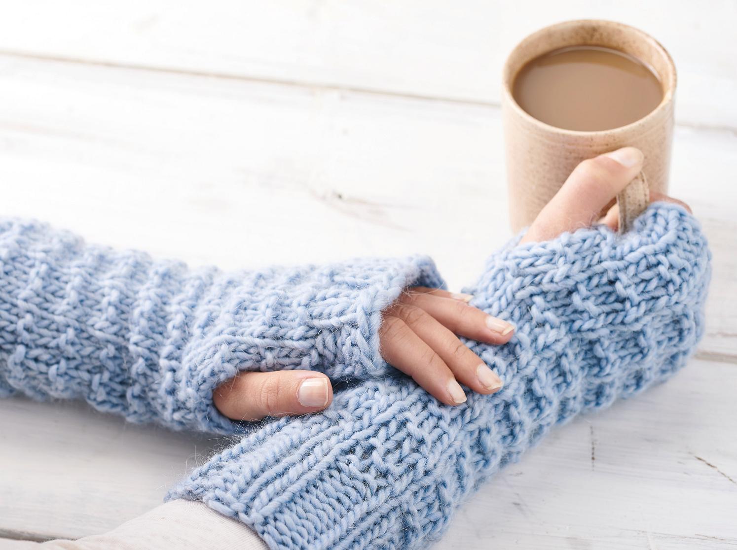Fingerless mittens | Knitting Patterns | Let's Knit Magazine