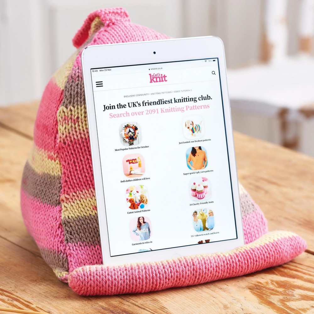 Knitted Book or Tablet Stand | Knitting Patterns | Let's Knit Magazine