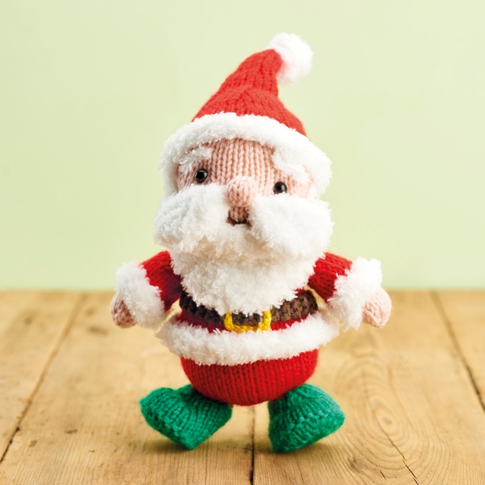 Santa for Beginners | Knitting Patterns | Let's Knit Magazine