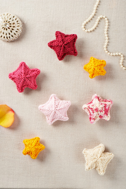 Scattering of Stars | Knitting Patterns | Let's Knit Magazine