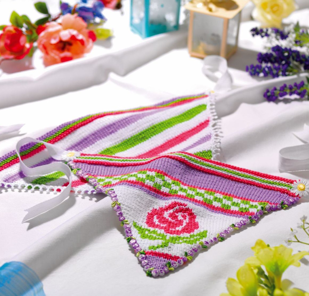 Triangle Head Scarves Knitting Pattern | Knitting Patterns | Let's Knit ...