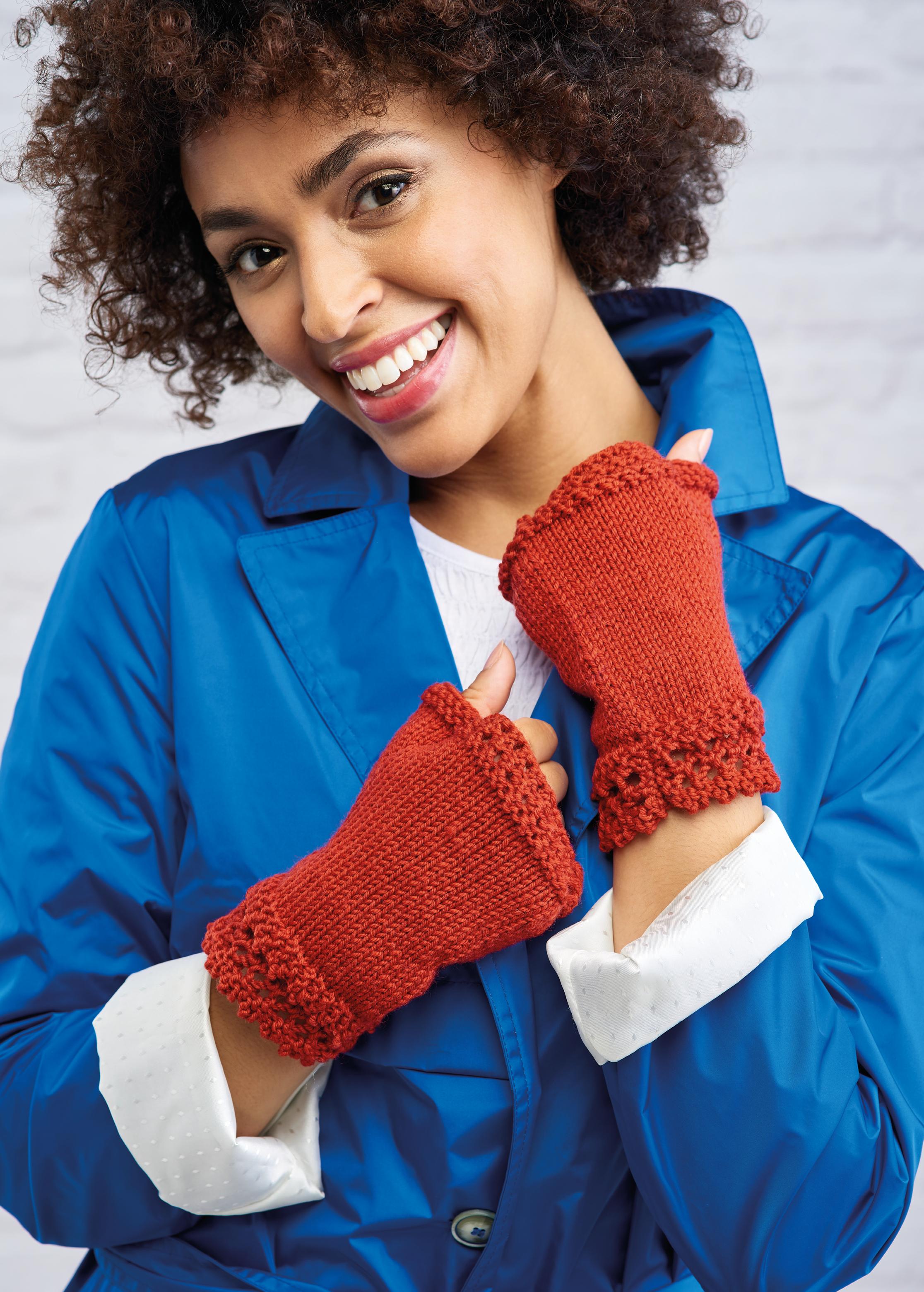 Lace Edge Fingerless Mittens | Knitting Patterns | Let's Knit Magazine