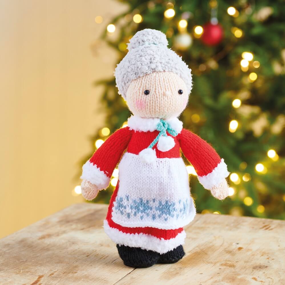 Mrs Claus | Knitting Patterns | Let's Knit Magazine