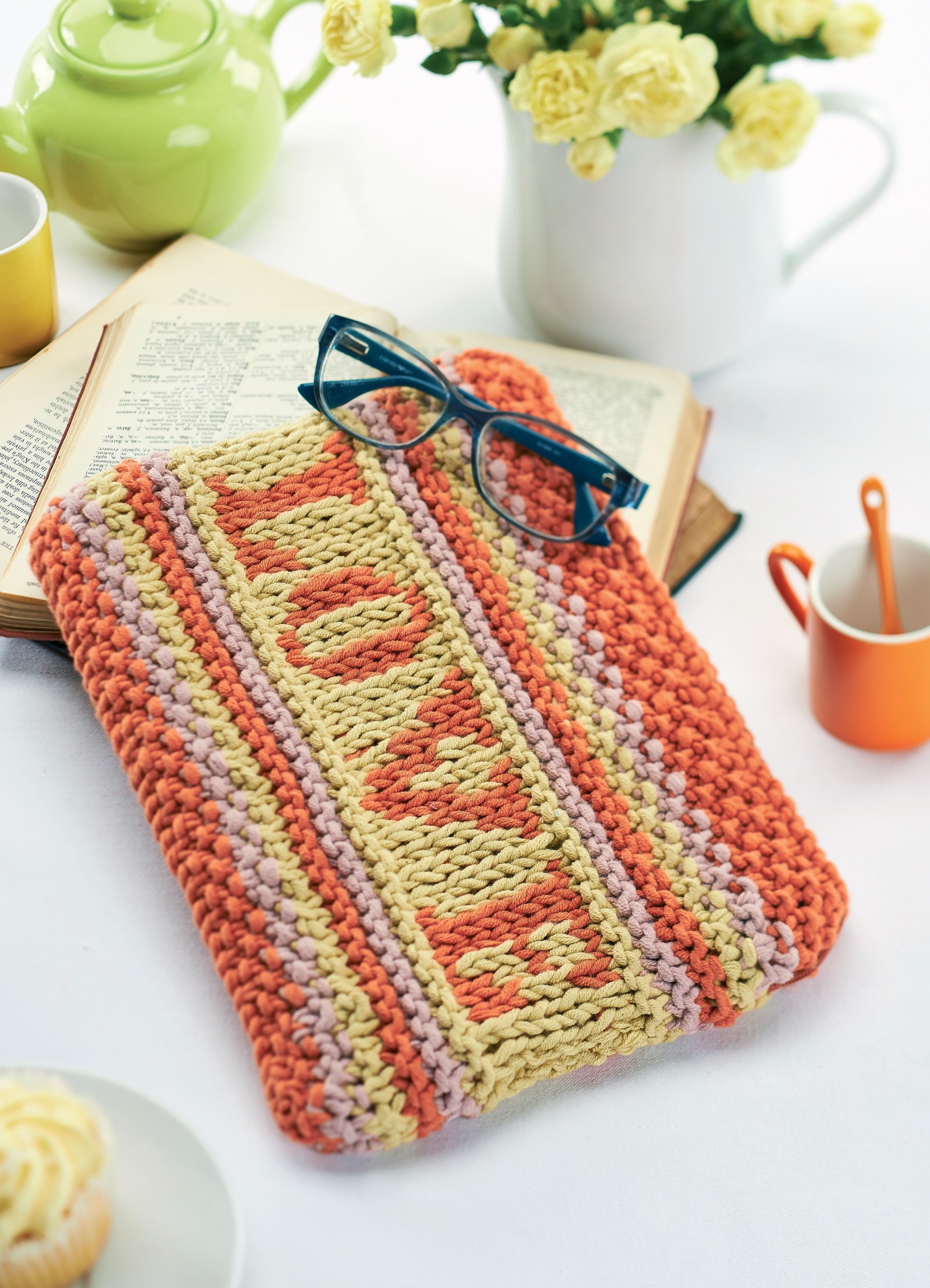 Fair Isle Tablet Cover Knitting Pattern | Knitting Patterns | Let's ...