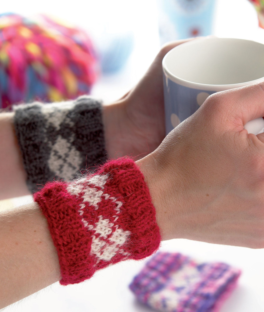 Fair Isle Wrist Bands Knitting Pattern | Knitting Patterns | Let's Knit ...