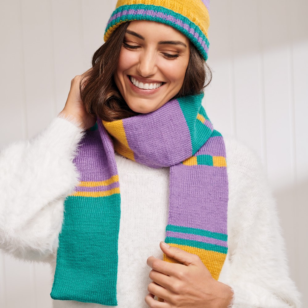 Colourblock Set: Scarf | Knitting Patterns | Let's Knit Magazine