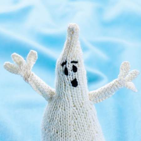 Halloween Ghost | Knitting Patterns | Let's Knit Magazine